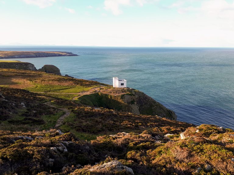Angleseyisle's guide to visiting South Stack RSPB in Anglesey
